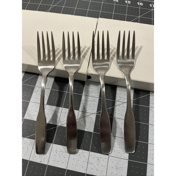 Oneida | Dining | Oneida Community Paul Revere 4 Salad Forks Stainless ...